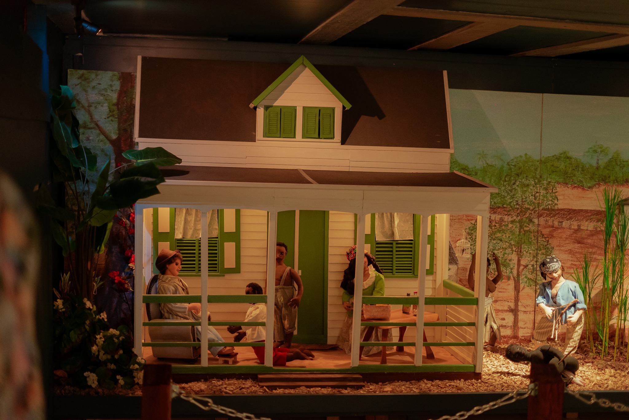 Diorama op Plantage Frederiksdorp - Surinaams erfgoed